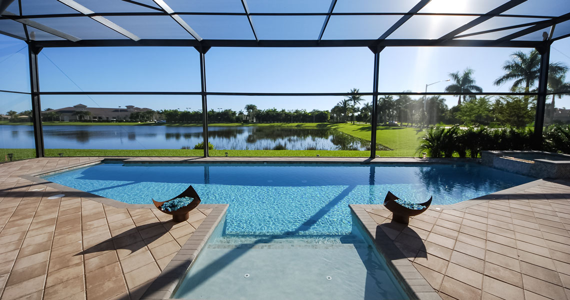 World's Leading Outdoor Mesh Screens | Super Screen™